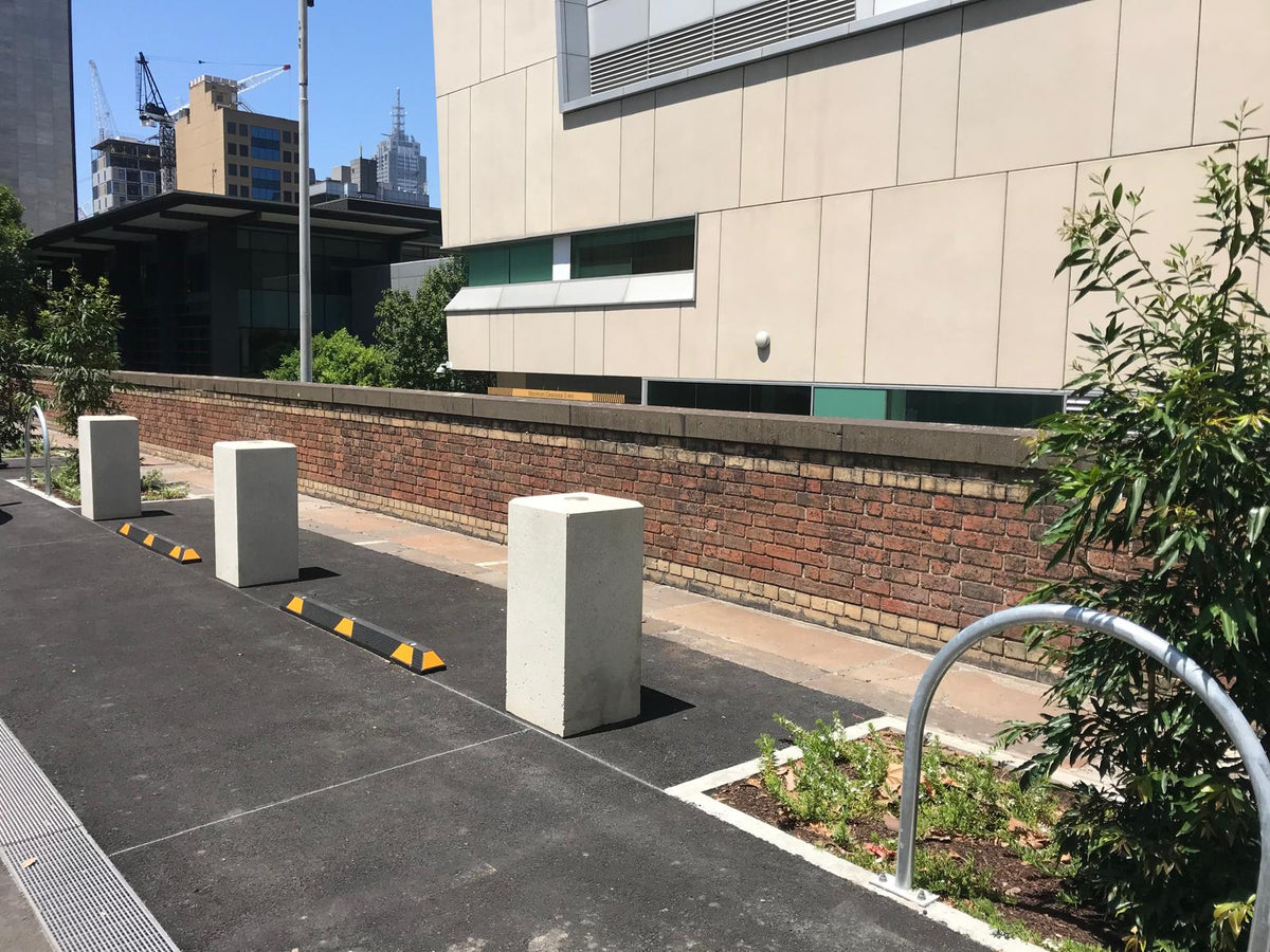 Colossus Rectangular Bollard - Australian Bollards - Bollard Supplier ...